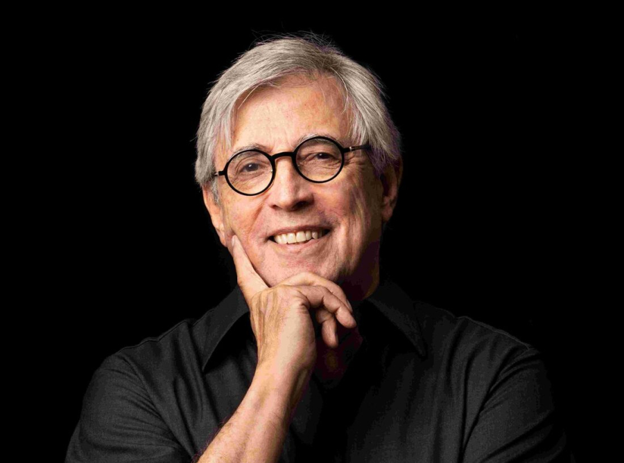 Ivan Lins celebra 80 anos em show histórico no Teatro Guararapes